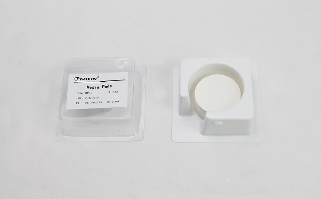 Sterile Petri Dish with Absorbent Pad - Monolab Laboratory Systems